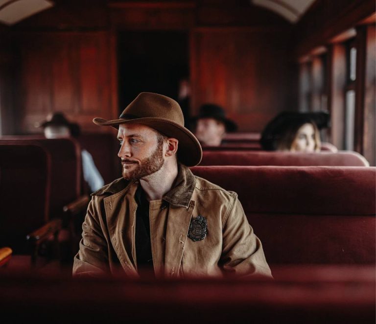 Liam James Collins | Lee Morgan Management